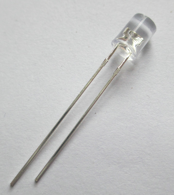 Ultra Amber High Power Led Chip 5mm Round Standard T-1 3/4 Type