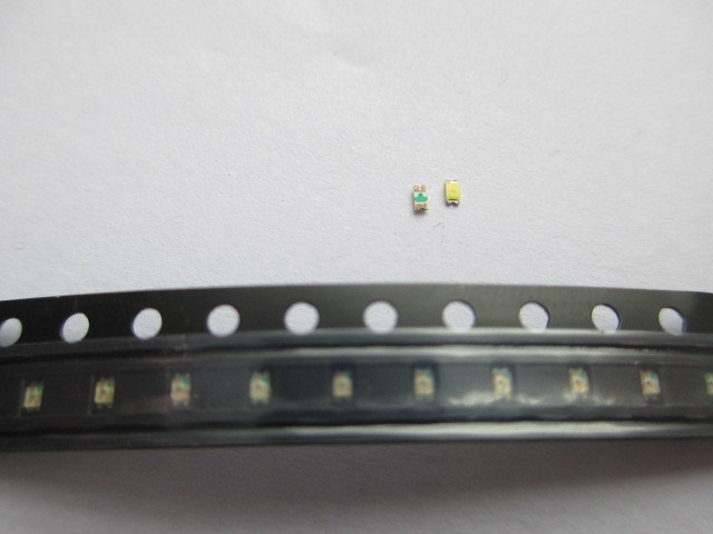 2.8V - 3.6V SMD Led 0603 , 0.40mm Height 0603 Package White Chip LED